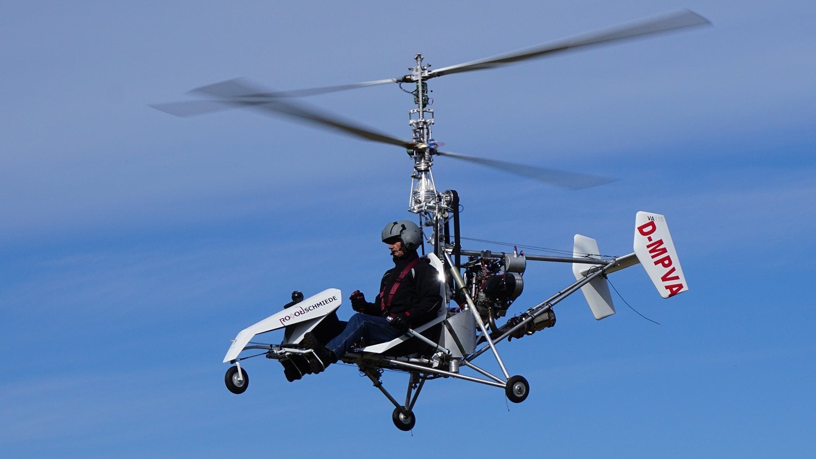 Ultralight Helicopter Dynali H3 Ultralight Helicopter Uses Angle